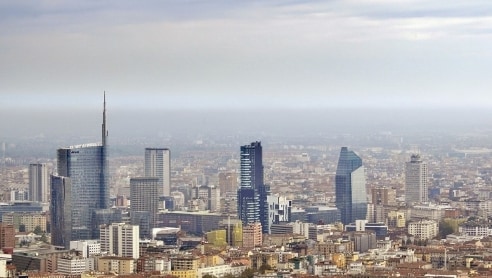 Milano vista dall'alto: ecco gli scatti dalla torre Isozaki