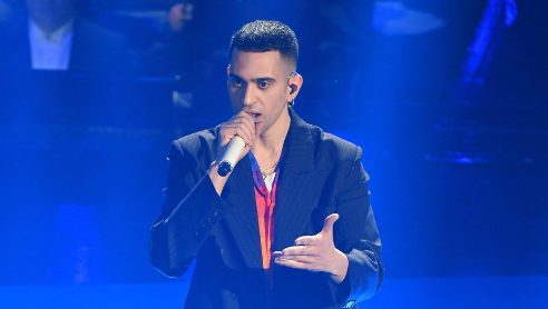 Mahmood tutti i look del vincitore di Sanremo 2019
