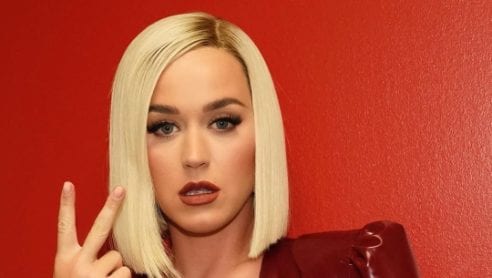 Paper Cut Bob, le star che sfoggiano il taglio dell'estate 2021