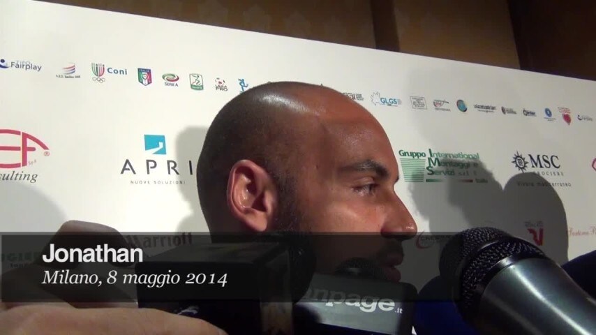 Jonathan: "Felice per il premio, i tifosi ci devono stare vicini!"