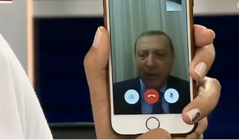 Erdogan in diretta su Facetime: "Pagheranno a caro prezzo"