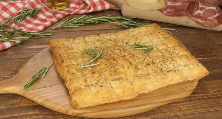 Homemade rustichella: a fun idea for a tasty starter