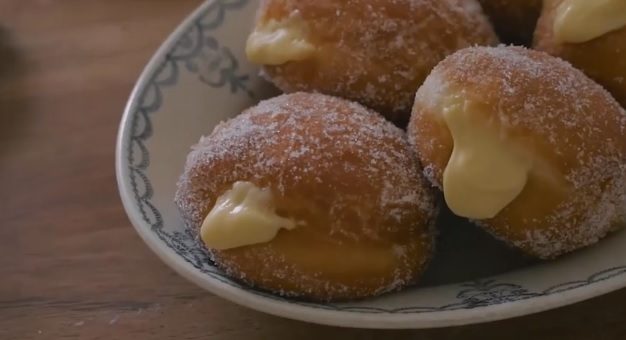 Cream-filled fried bomboloni (Italian doughnuts): resisting their ...