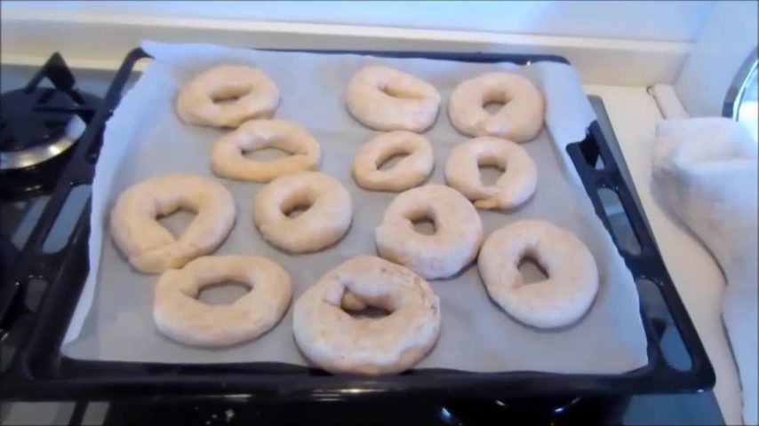 Homemade friselle: a quick recipe