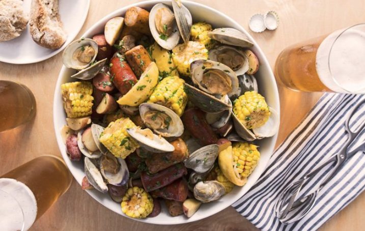 The recipe to prepare an amazing clambake