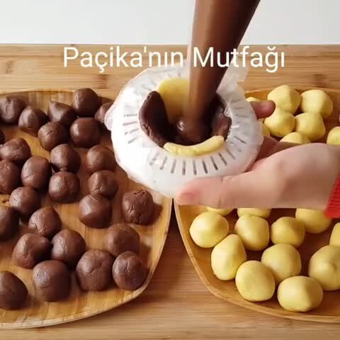 Two-color cookies: eveybody will go crazy for this recipe