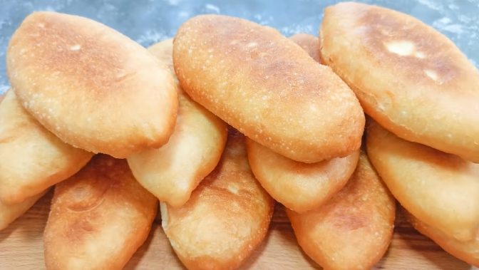Fried bread roll with a delicious filling: a recipe to try right now