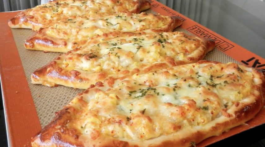 Cheese garlic potato bread: how to prepare this incredible recipe