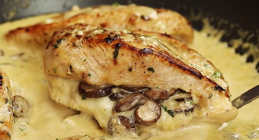 Stuffed chicken with cheesy garlic butter mushroom: so yummy
