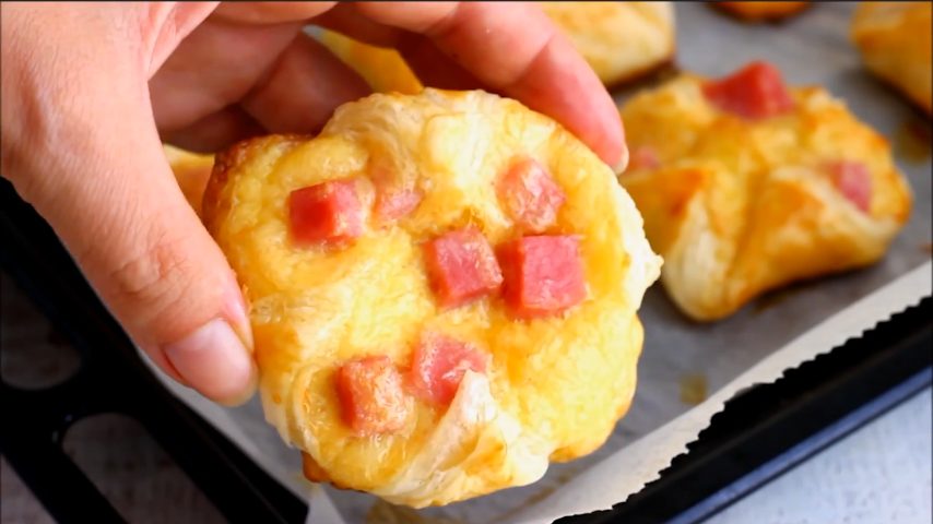 Ham and Cheese Puff Pastry Pockets: perfect for breakfast or as a snack