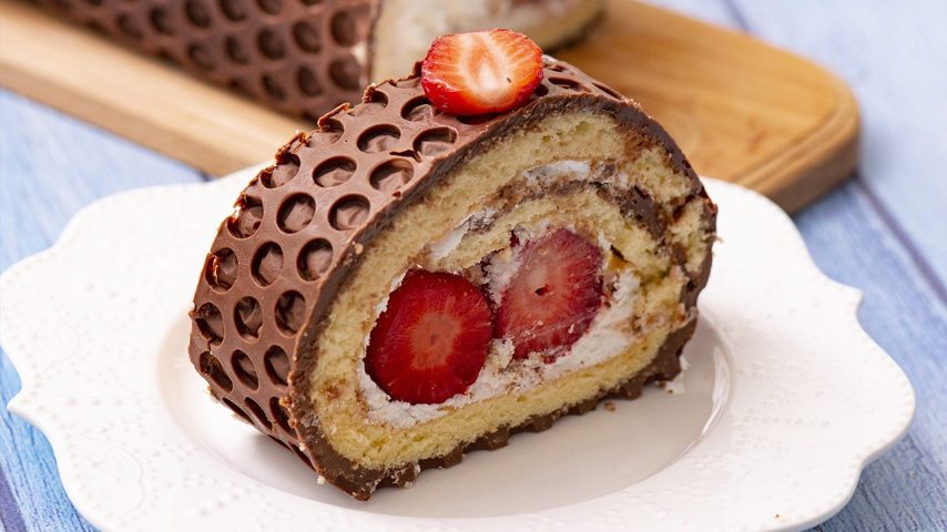 Rotolo al cioccolato: l'idea geniale per decorarlo in un modo davvero ...