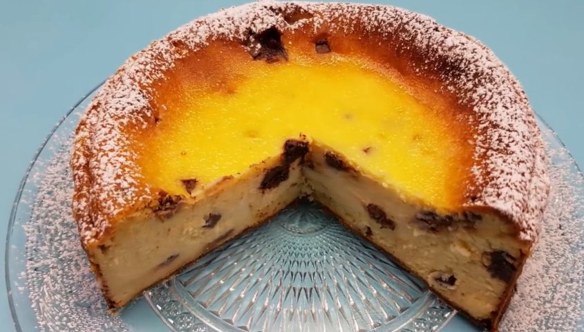 Cheesecake with chocolate flakes: a very delight to surprise your guests