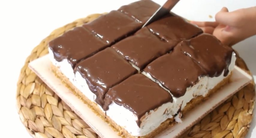 Chocolate "brick" cake: original and very delicious