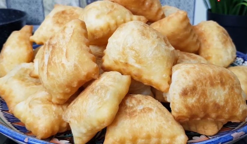 Bread fritters: everyone will fall in love with them