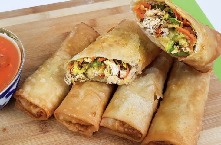 Spring rolls with sweet sour sauce: how to make them perfect