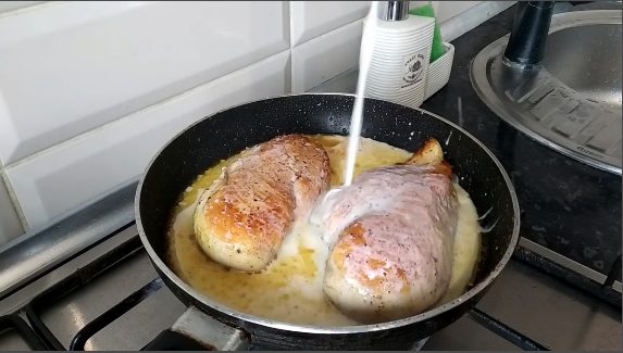 Milk chicken: the genius tip to make it tender and delicious