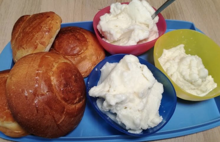 Almond Italian granita: the recipe to make it with just 2 ingredients