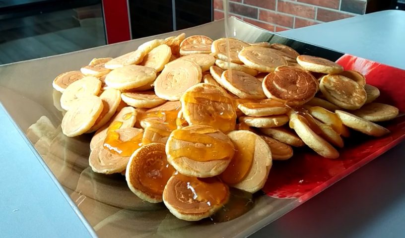 Mini pancakes: la ricetta per averli soffici e golosi