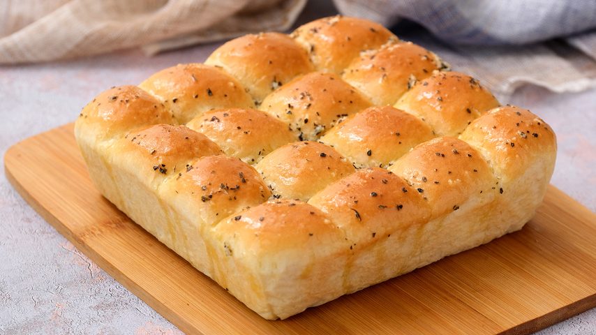 Easy garlic buns: light and fluffy as a cloud but rich and fragrant as ...