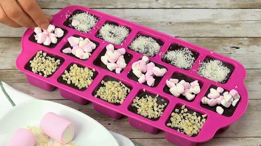 Hot chocolate cubes on a stick: easy and quick to make