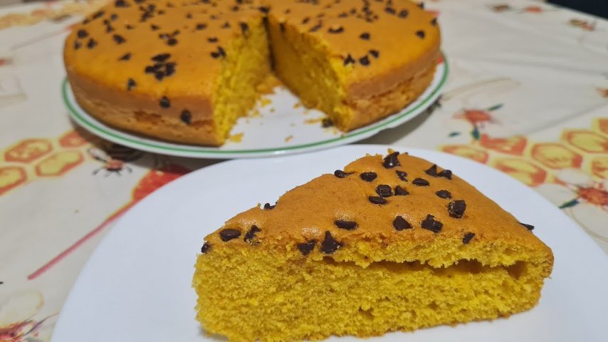 Carrot and chocolate sponge cake: the recipe for a sweet and easy dessert