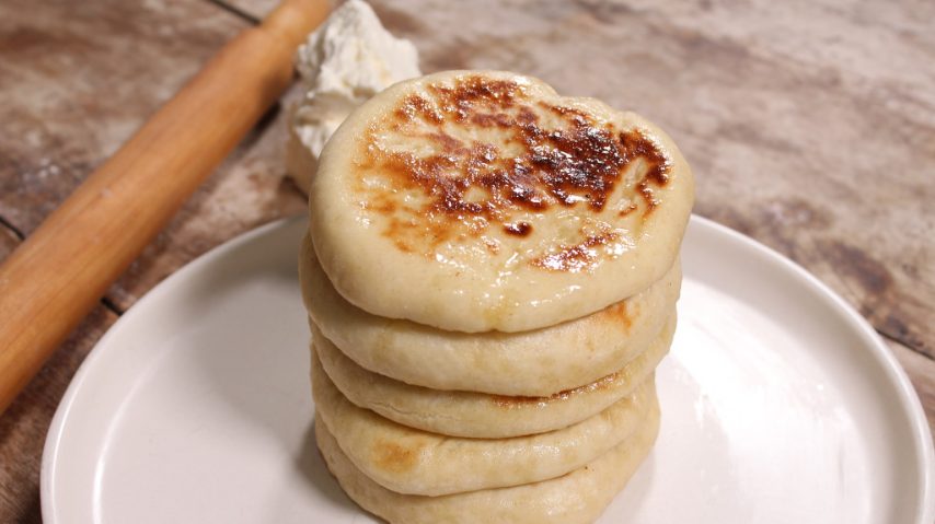 Mini focaccia bread: how to prepare this simple and tasty recipe
