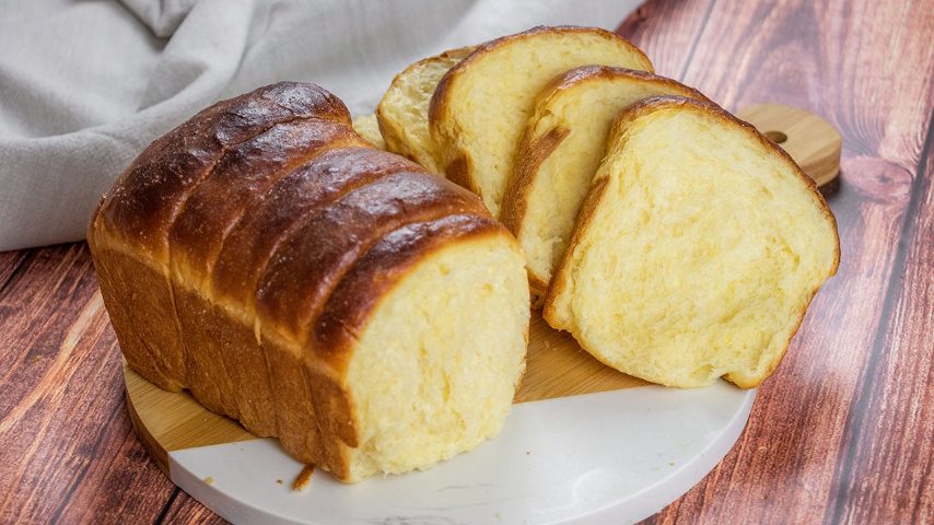 Fluffy bread: how to make it very soft step by step!