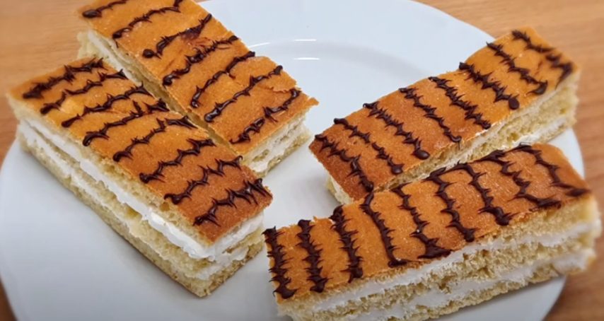 Fluffy snacks with whipped cream: the mouthwatering recipe to try