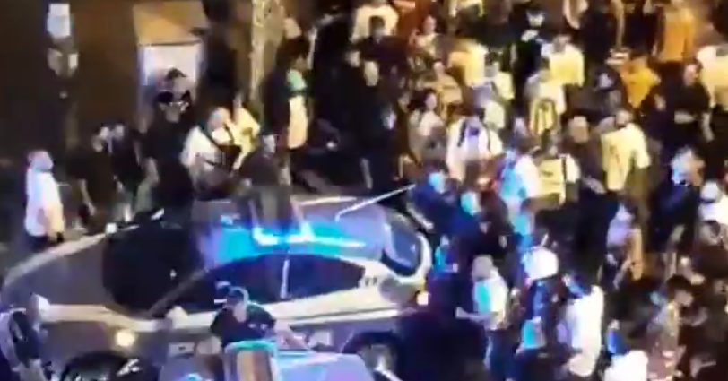 Napoli, sparatoria tra Falchi della Polizia e criminali in via Foria
