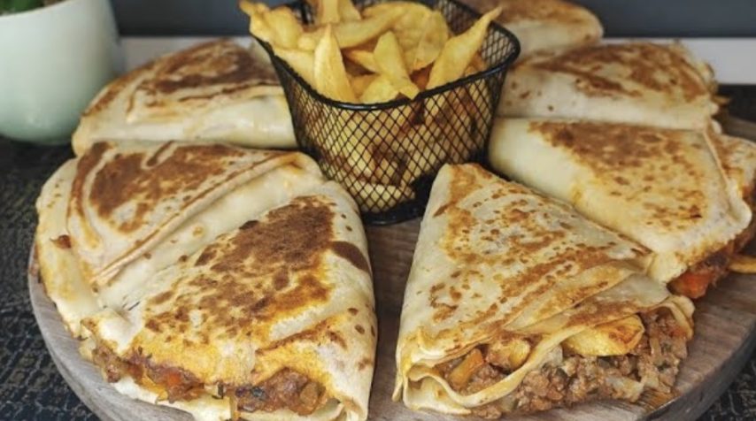 Stuffed crepes bundles: the savory and easy to make recipe