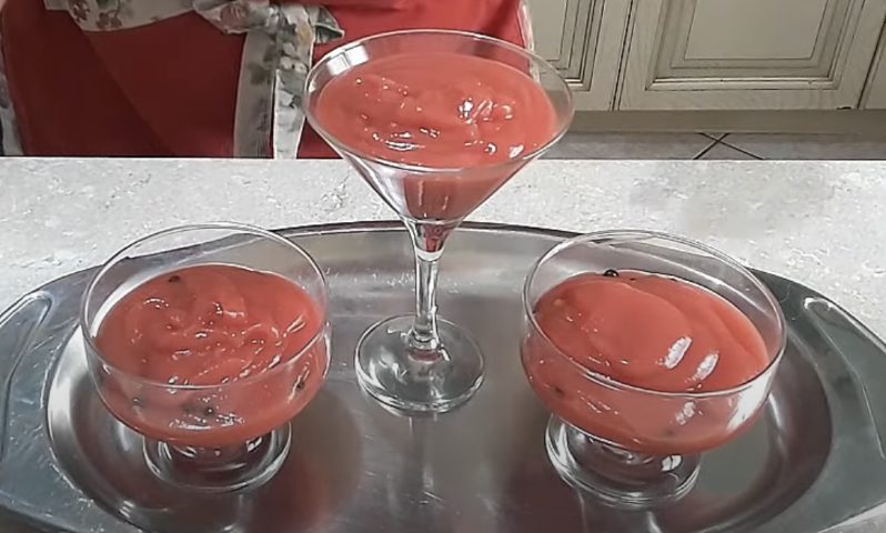 Gelo all'anguria: la ricetta del dolce fresco, semplice e delizioso
