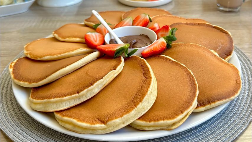 Giant pancakes: the simple way to make them fluffy and delicious