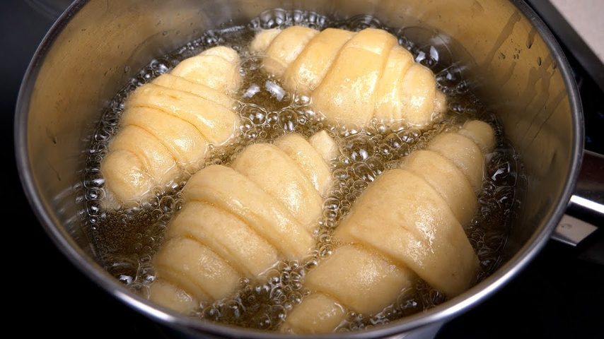 Deep fried croissants: the original recipe to make them fluffy and ...