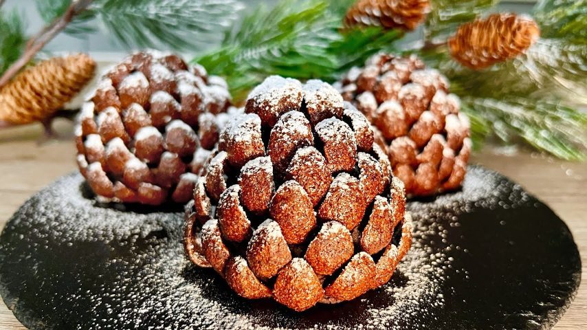 Chocolate pine cones: the original and delicious dessert for Christmas