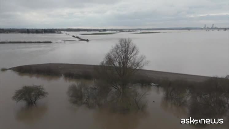 Le inondazioni nel Regno Unito dopo il passaggio della tempesta Henk