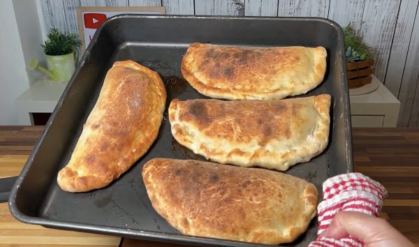 Stuffed calzones: the recipe to make them perfect at home
